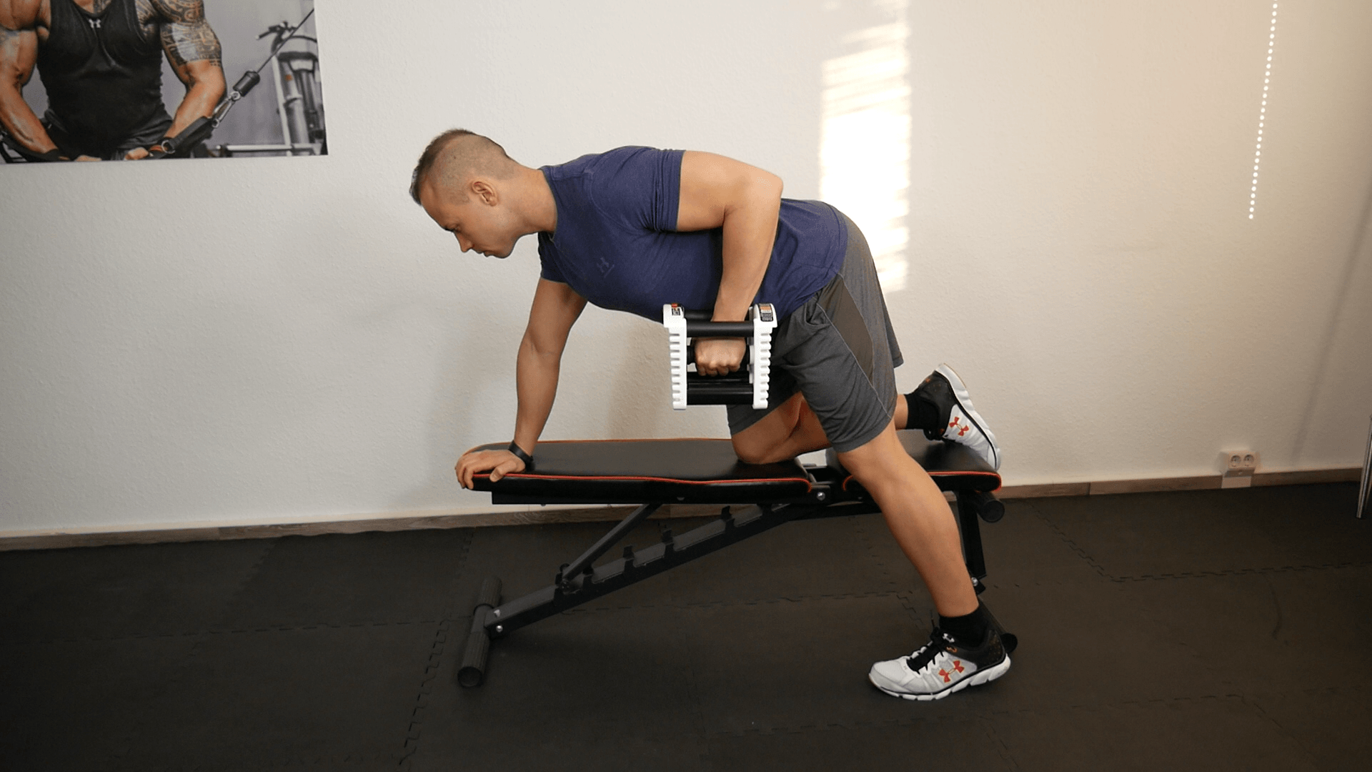 Triceps kickbacks | TECHNIQUE